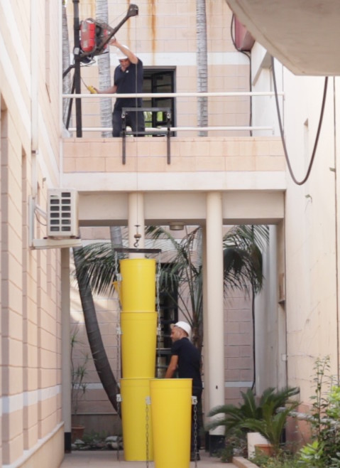 Recommendation for the installation of debris chutes