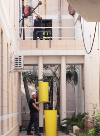 Recommendation for the installation of debris chutes