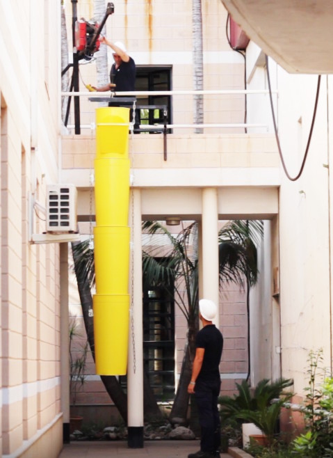 Recommendation for the installation of debris chutes